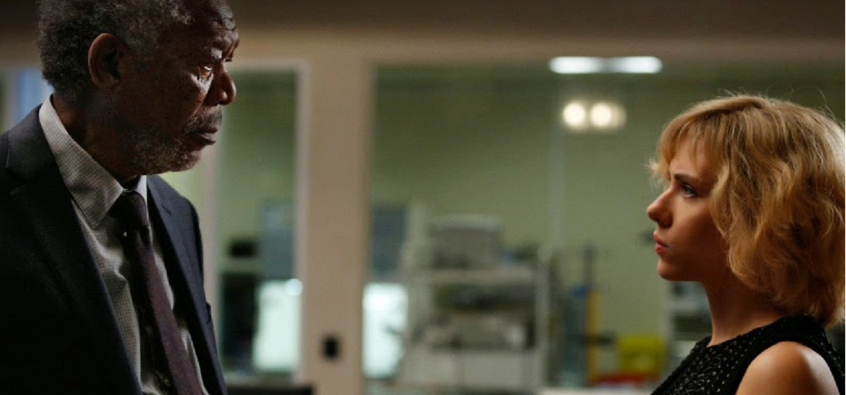 'Lucy' la nueva película de Scarlett Johansson y Morgan Freeman | Geektopia