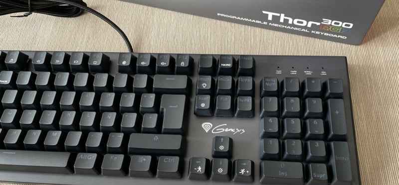 Análisis: Thor 300 RGB de Genesis | Geektopia
